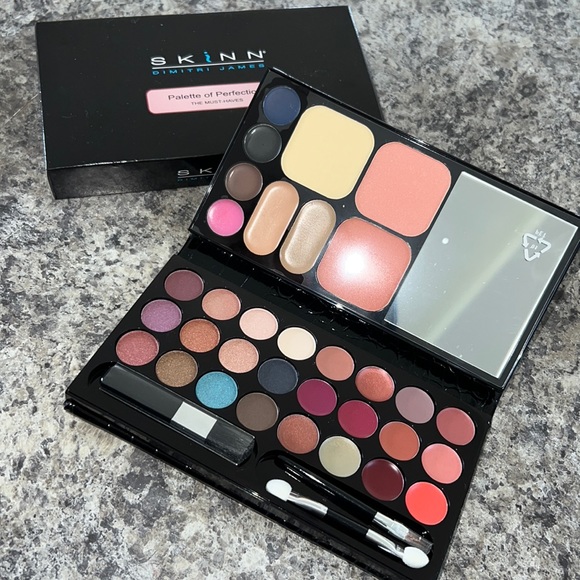 SKINN | Makeup | Nib Nwt Skinn By Dimitri James Palette Of Perfection ...